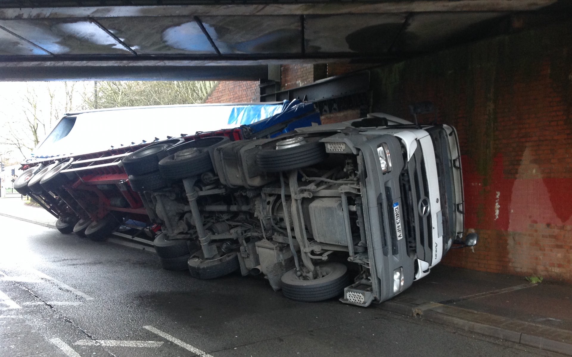 New campaign to reduce bridge strikes | The Truck Expert