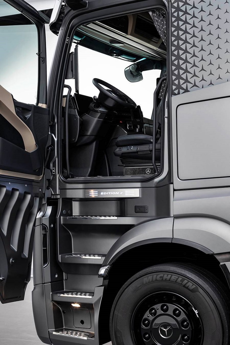 Mercedes-Benz launches Actros Edition 2 | The Truck Expert